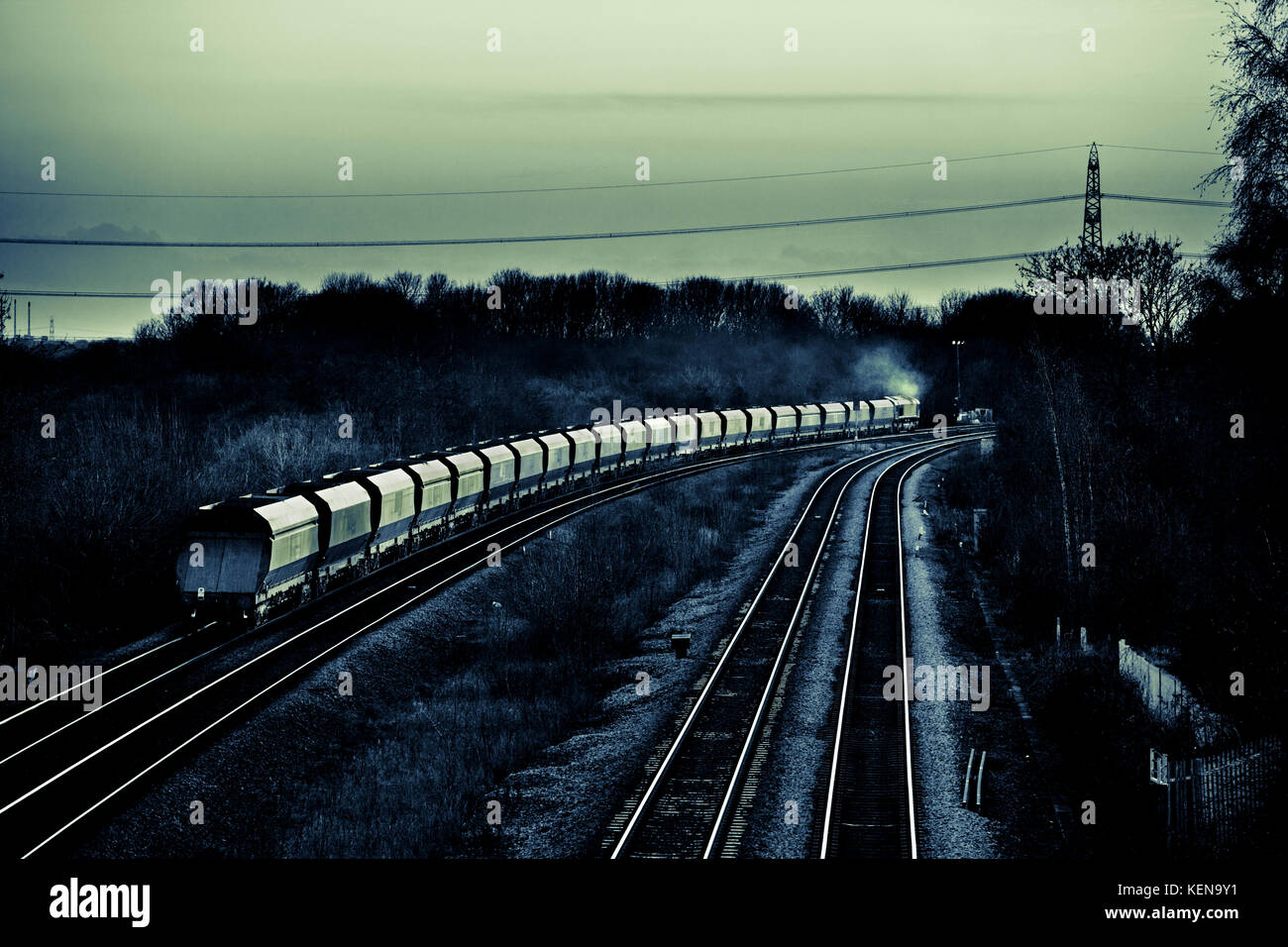 Immingham coal train uk hi-res stock photography and images - Alamy