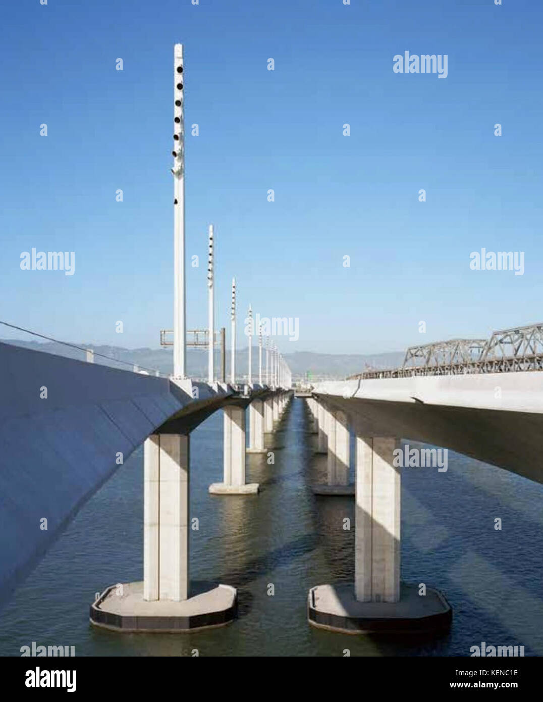 SFOBB ESR LightPolesDay Widecrop Stock Photo - Alamy