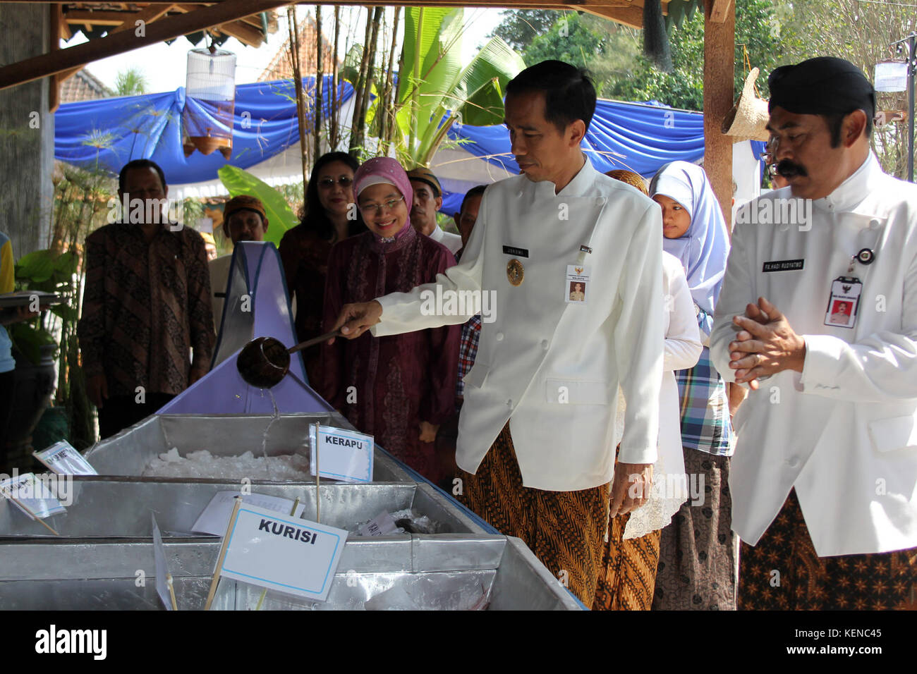 Jokowi in Javanese suit Stock Photo - Alamy