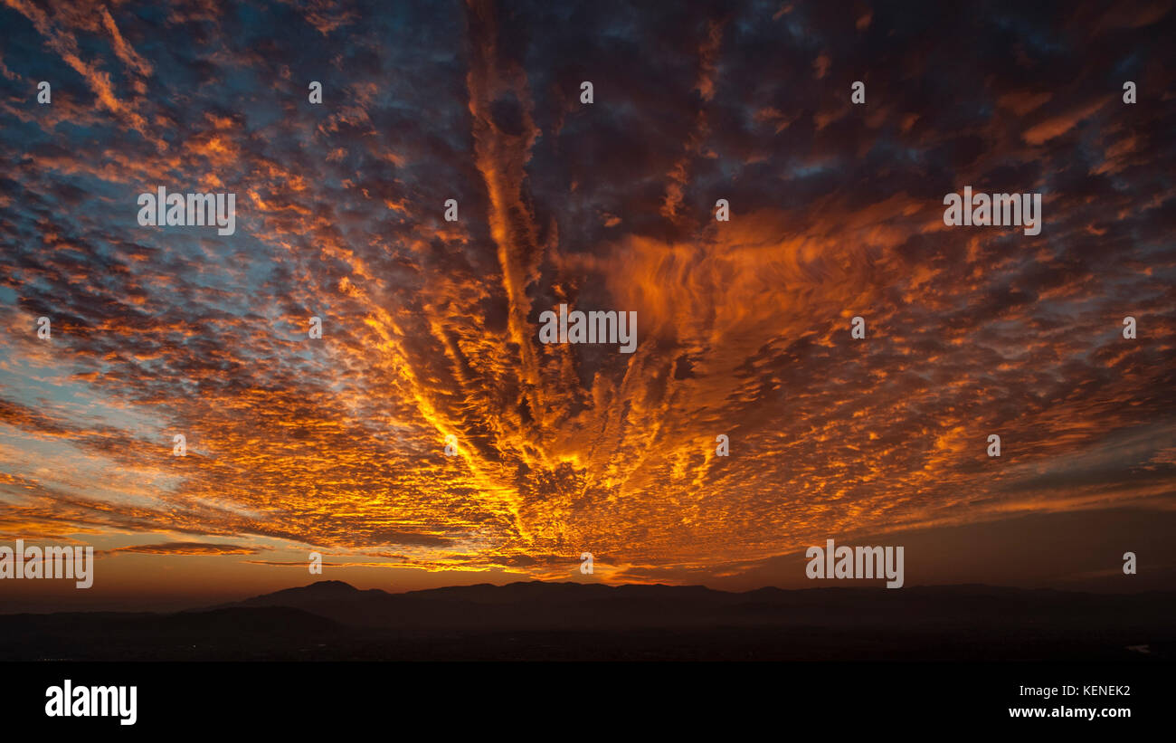 Burningsky hi-res stock photography and images - Alamy