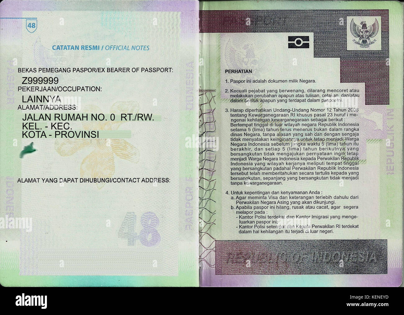 Indonesian e passport official notes and back cover Stock Photo - Alamy Indonesian e passport official notes and back cover Stock Photo - Alamy