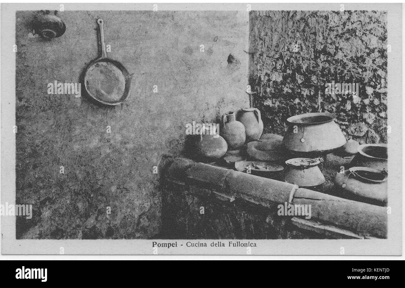 Mount vesuvius eruption 79 ad Black and White Stock Photos & Images - Alamy