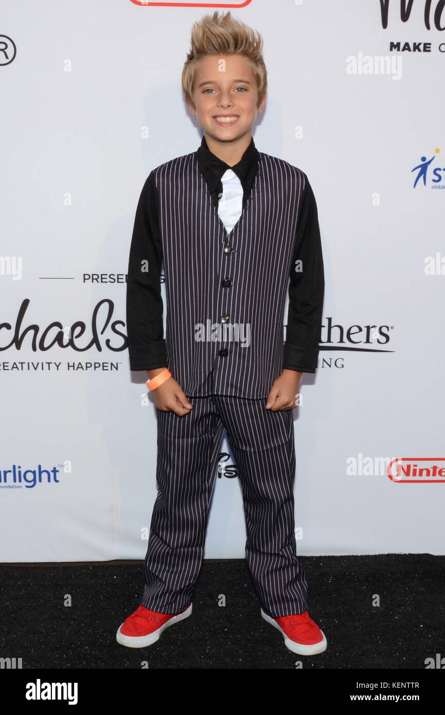 Los Angeles, California, USA. 21st Oct, 2017. GAVIN MAGNUS attends the ...