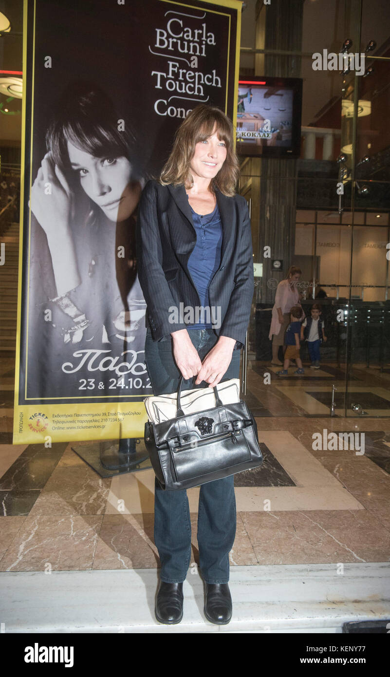 Carla bruni singer hi-res stock photography and images - Alamy