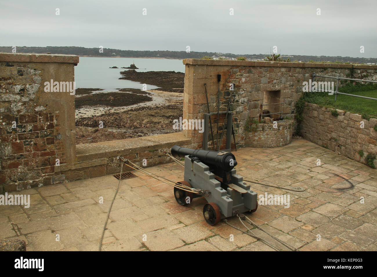 Elizabeth castle st aubins hi-res stock photography and images - Alamy