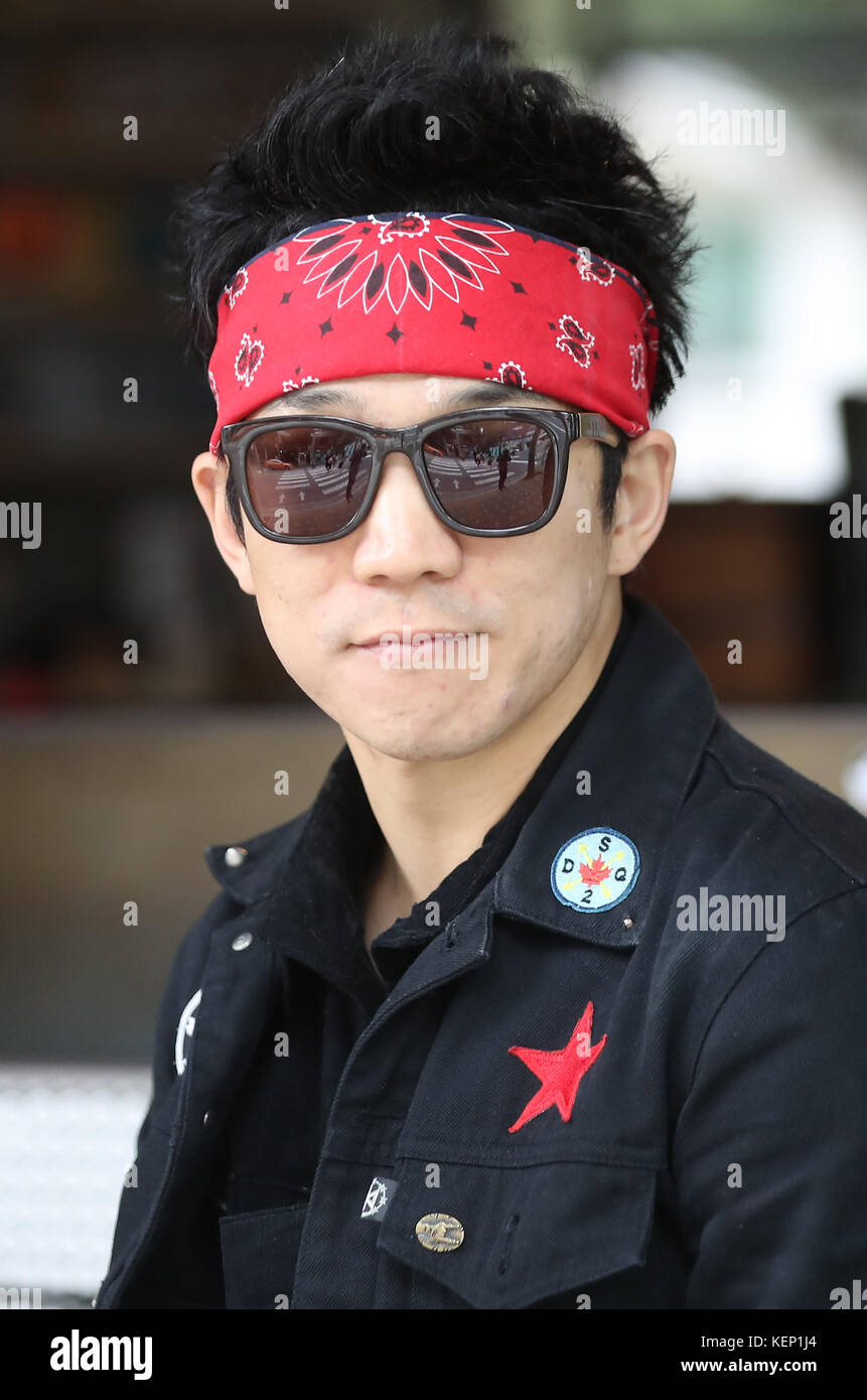 23rd Oct, 2017. S. Korean singer Han Kyung-rok Han Kyung-rok, a member ...