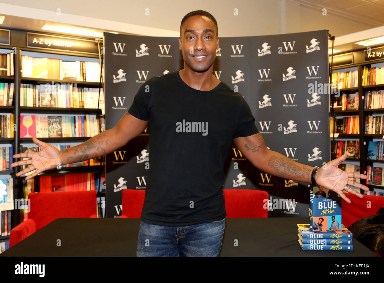 BLUE POP BAND Stock Photo - Alamy