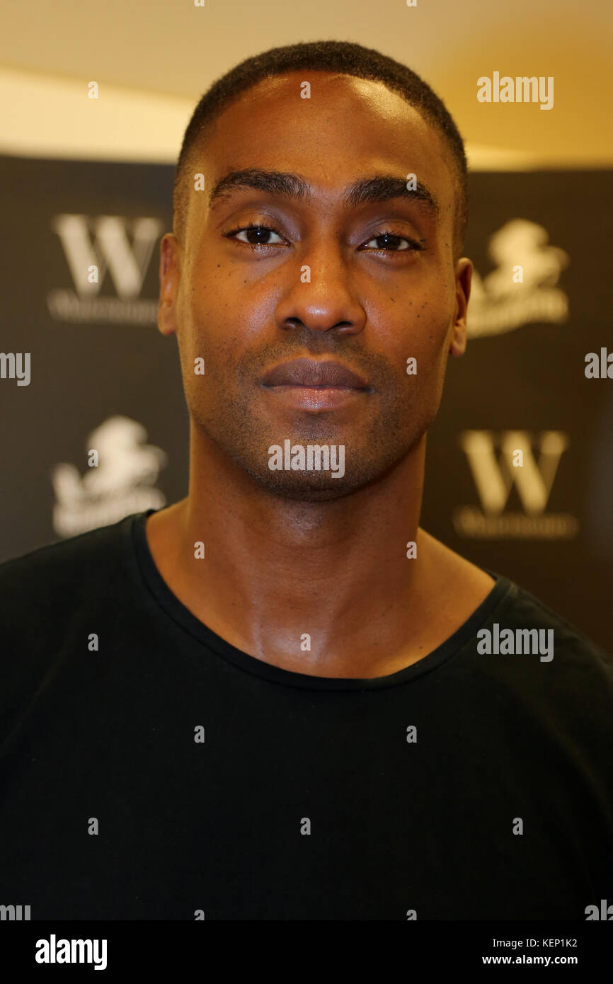 BLUE POP BAND Stock Photo - Alamy