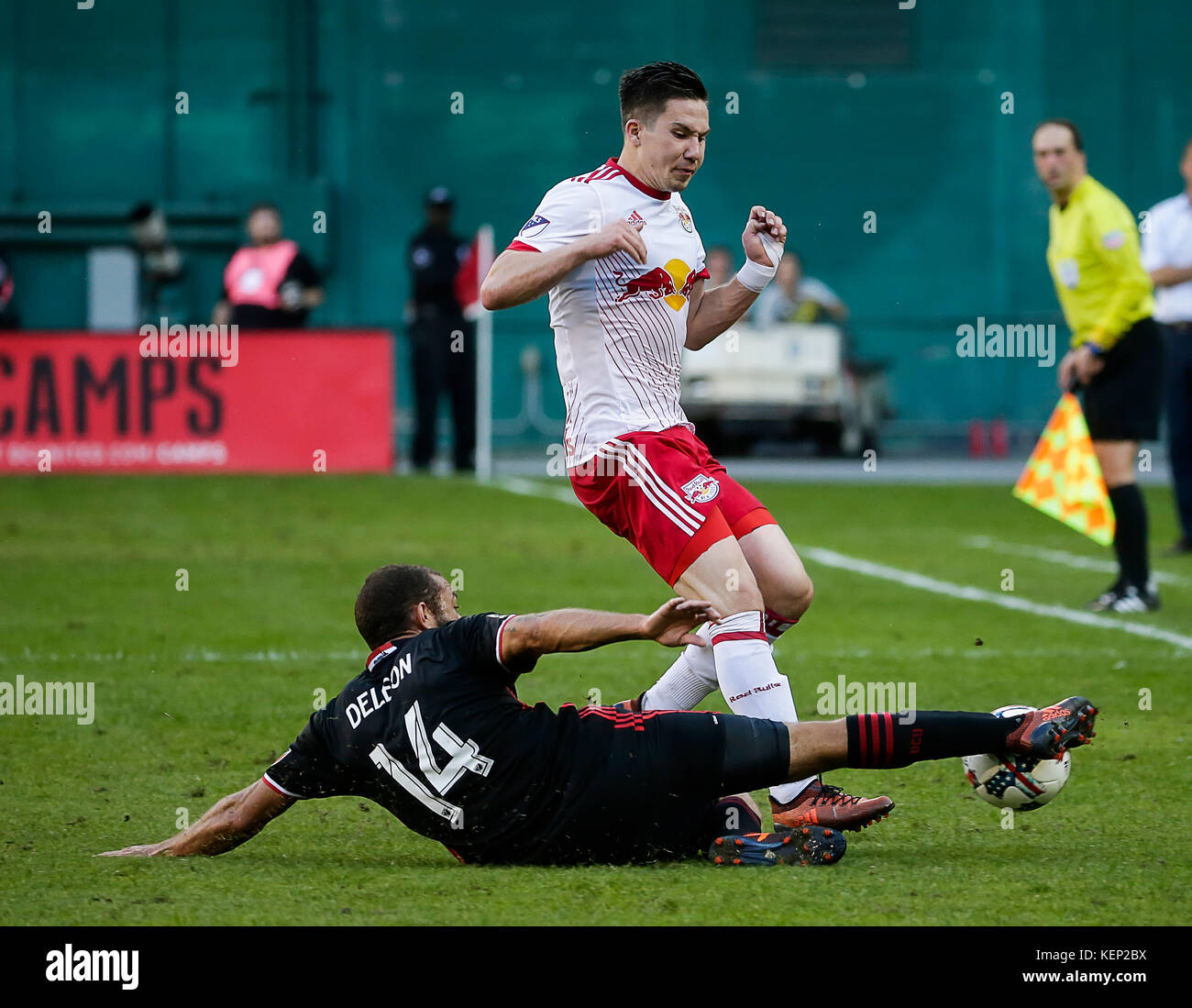 Nick deleon hi-res stock photography and images - Alamy