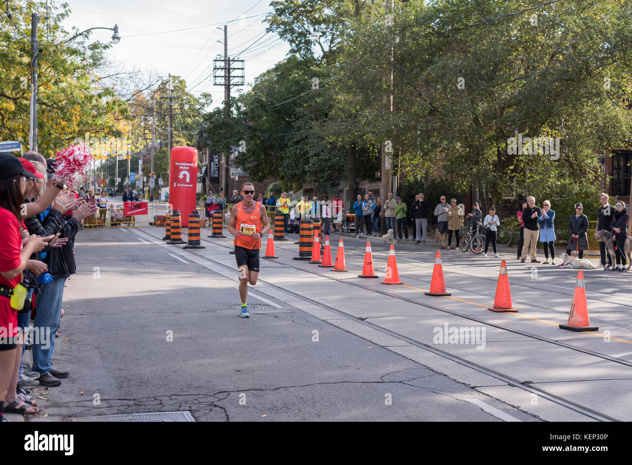 Toronto, Canada. 22nd October, 2017. USA marathon runner Ben Fletcher ...
