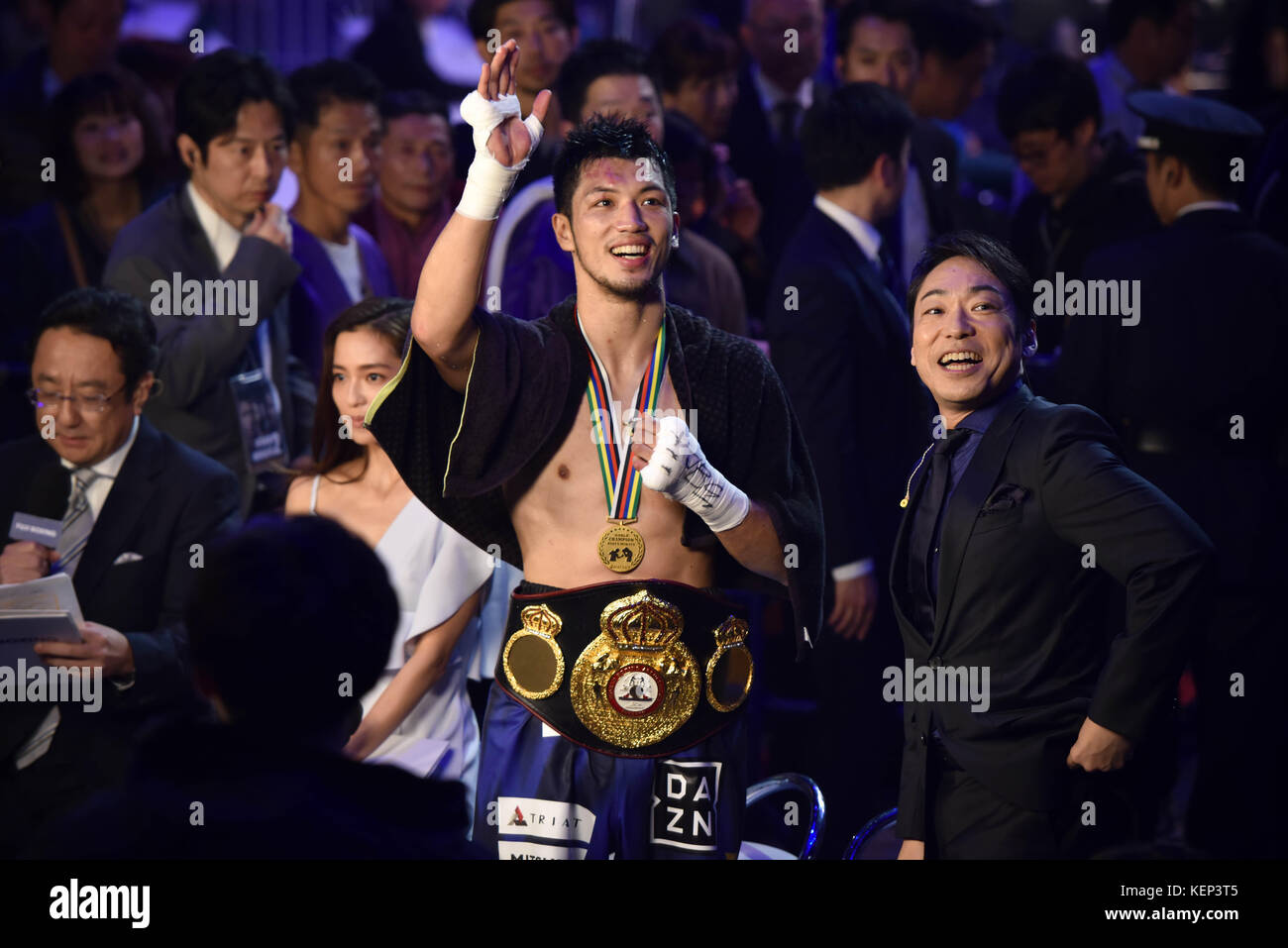 Tokyo, Japan. 22nd Oct, 2017. (R-L) Teruyuki Kagawa, Ryota Murata (JPN ...