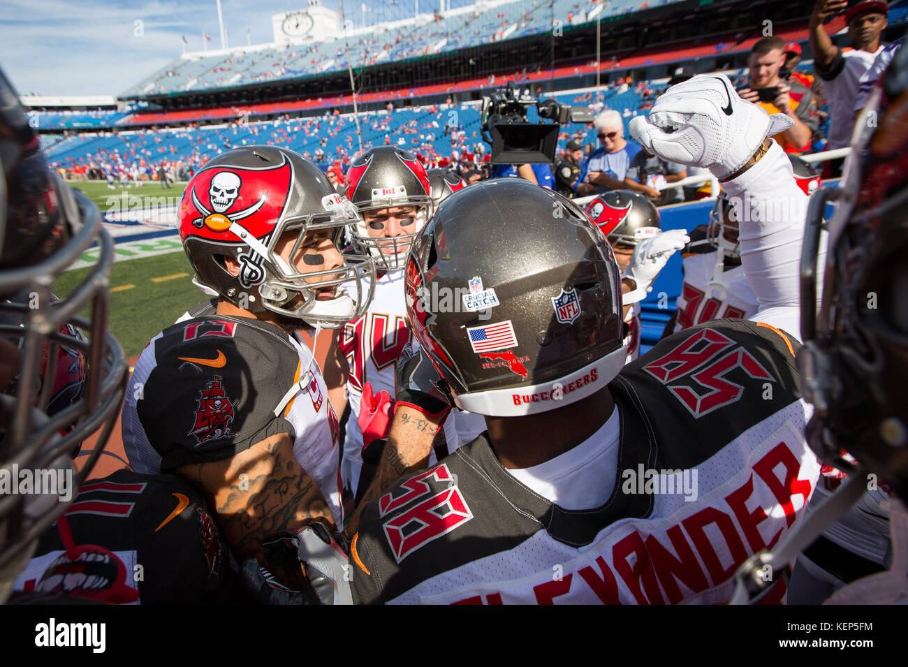 Orchard Park, Florida, USA. 22nd Oct, 2017. LOREN ELLIOTT | Times ...