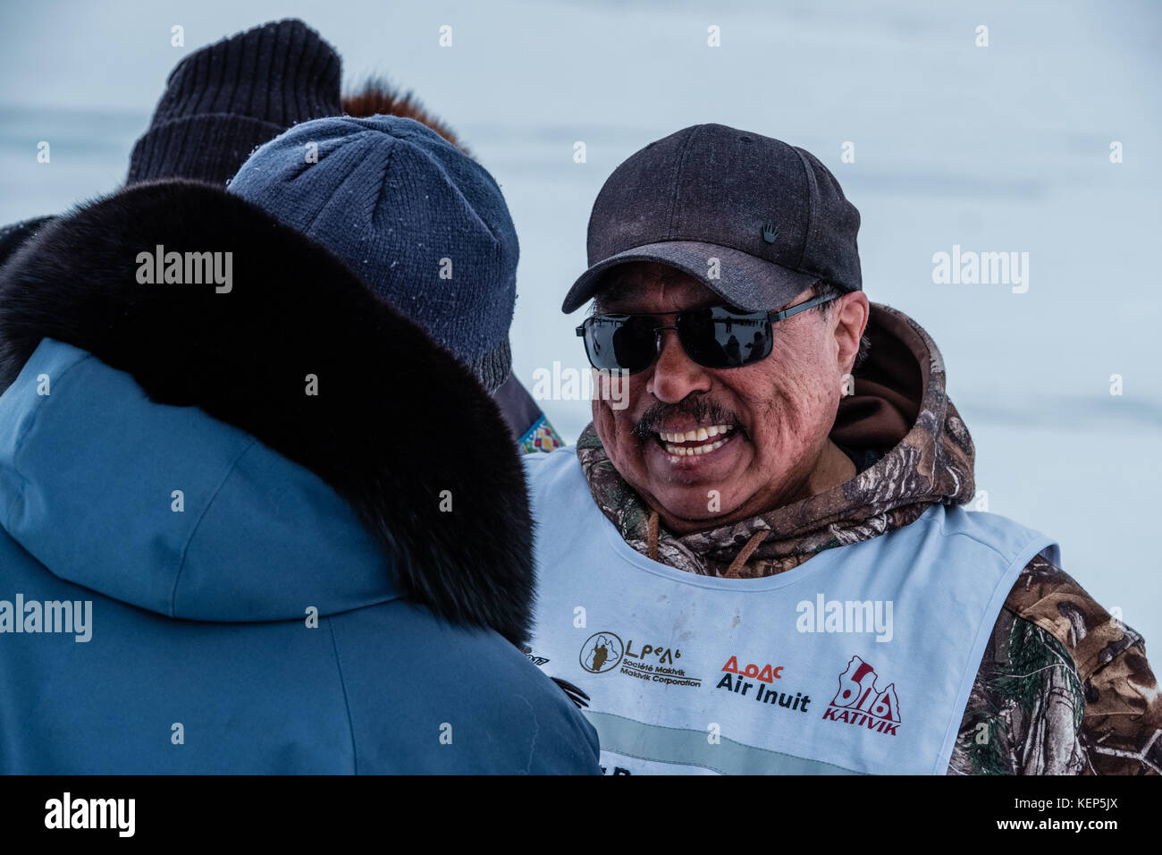 Native canadian boy winter hi-res stock photography and images - Alamy