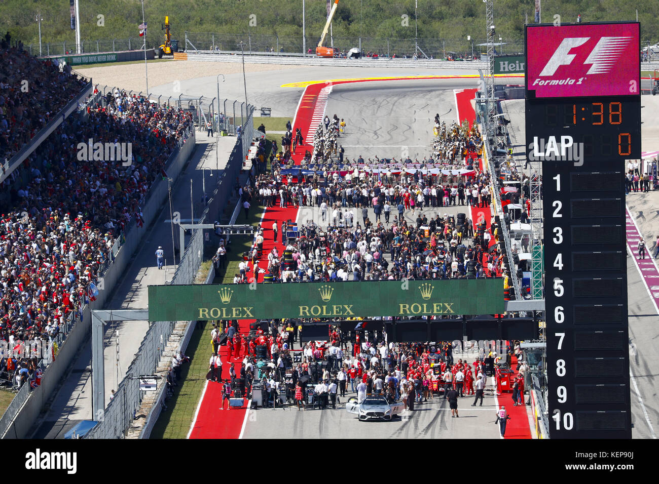 Formula one starting grid hi-res stock photography and images - Alamy