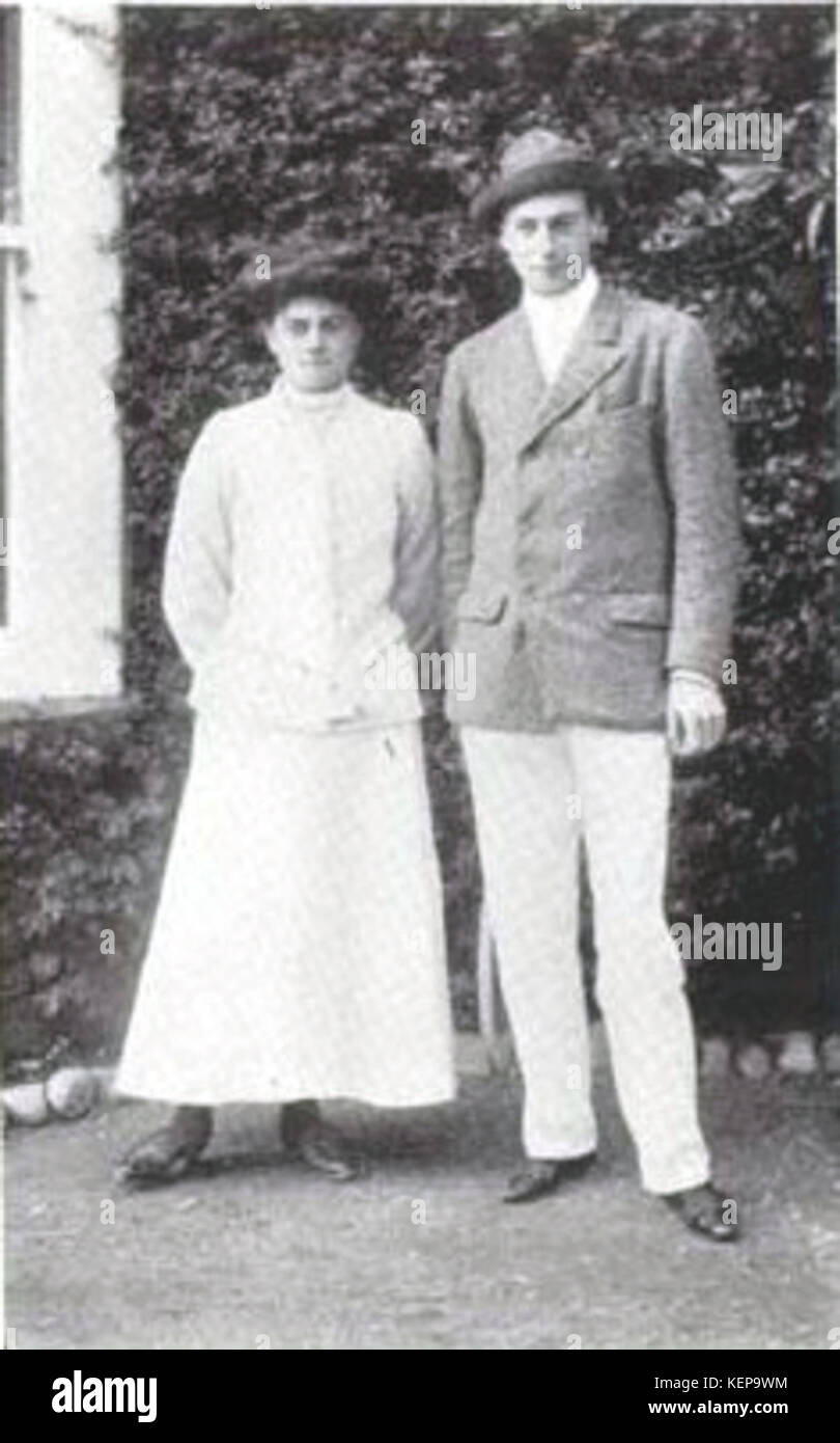 Gladys eastlake smith and reginald doherty Stock Photo - Alamy