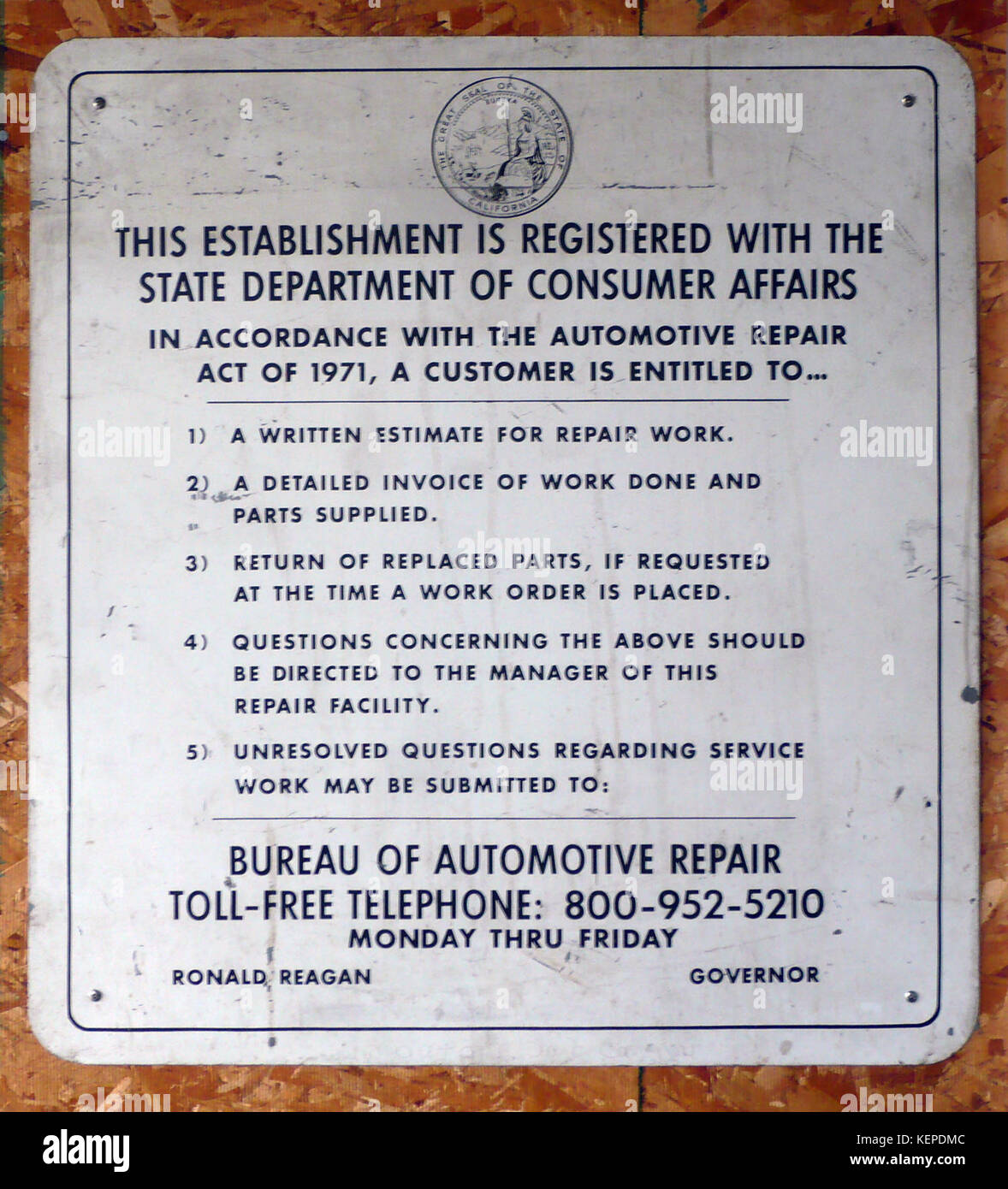 Auto repair culture sign hi-res stock photography and images - Alamy