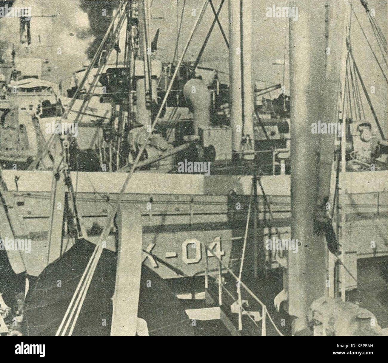 Indonesian ship hi-res stock photography and images - Alamy