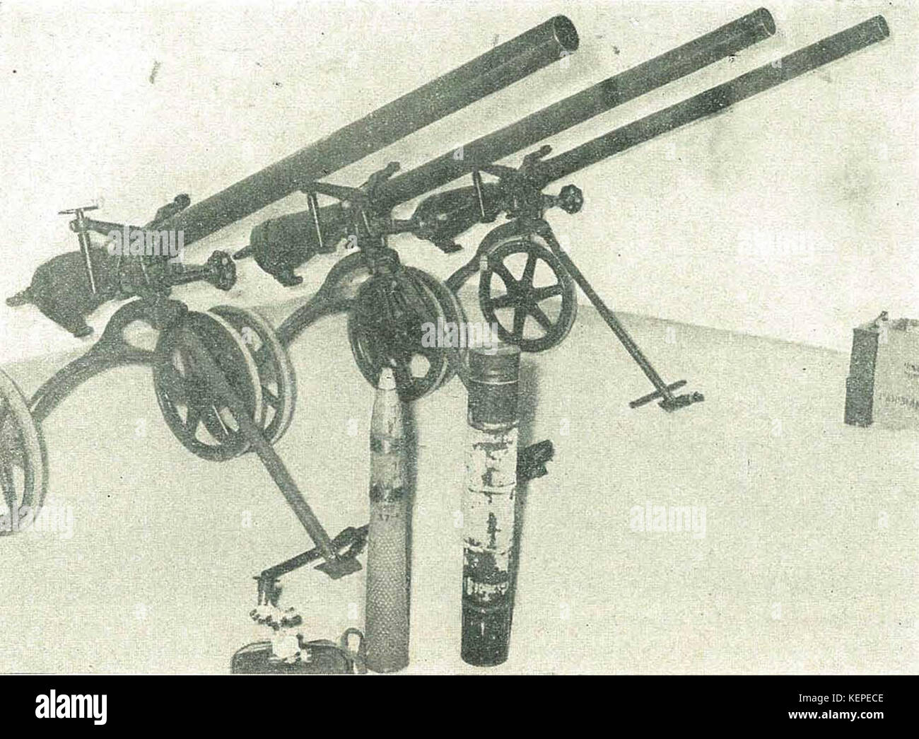 Recoilless hi-res stock photography and images - Alamy