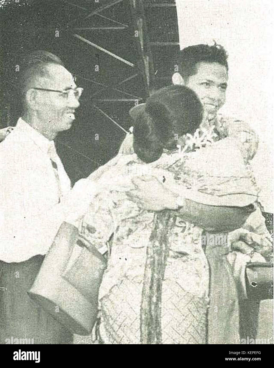 Indonesian Navy pilot and parents, Jalesveva Jayamahe, p203 Stock Photo ...