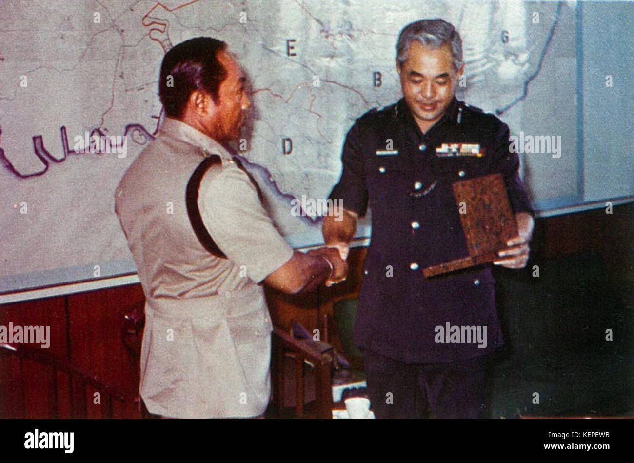 Widodo Budidarmo and Tan Teck Khim, Sekilas Lintas Kepolisian Republik ...