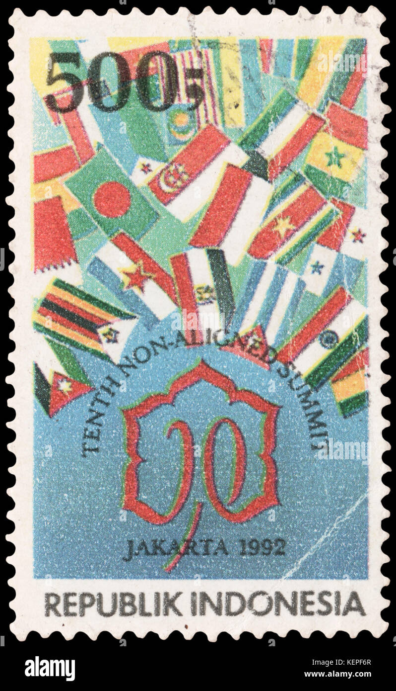 Non aligned summit hi-res stock photography and images - Alamy