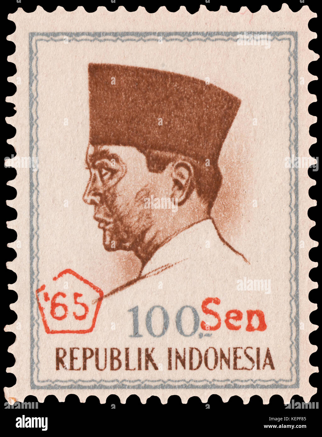 Sukarno, 100sen (1965 Stock Photo - Alamy