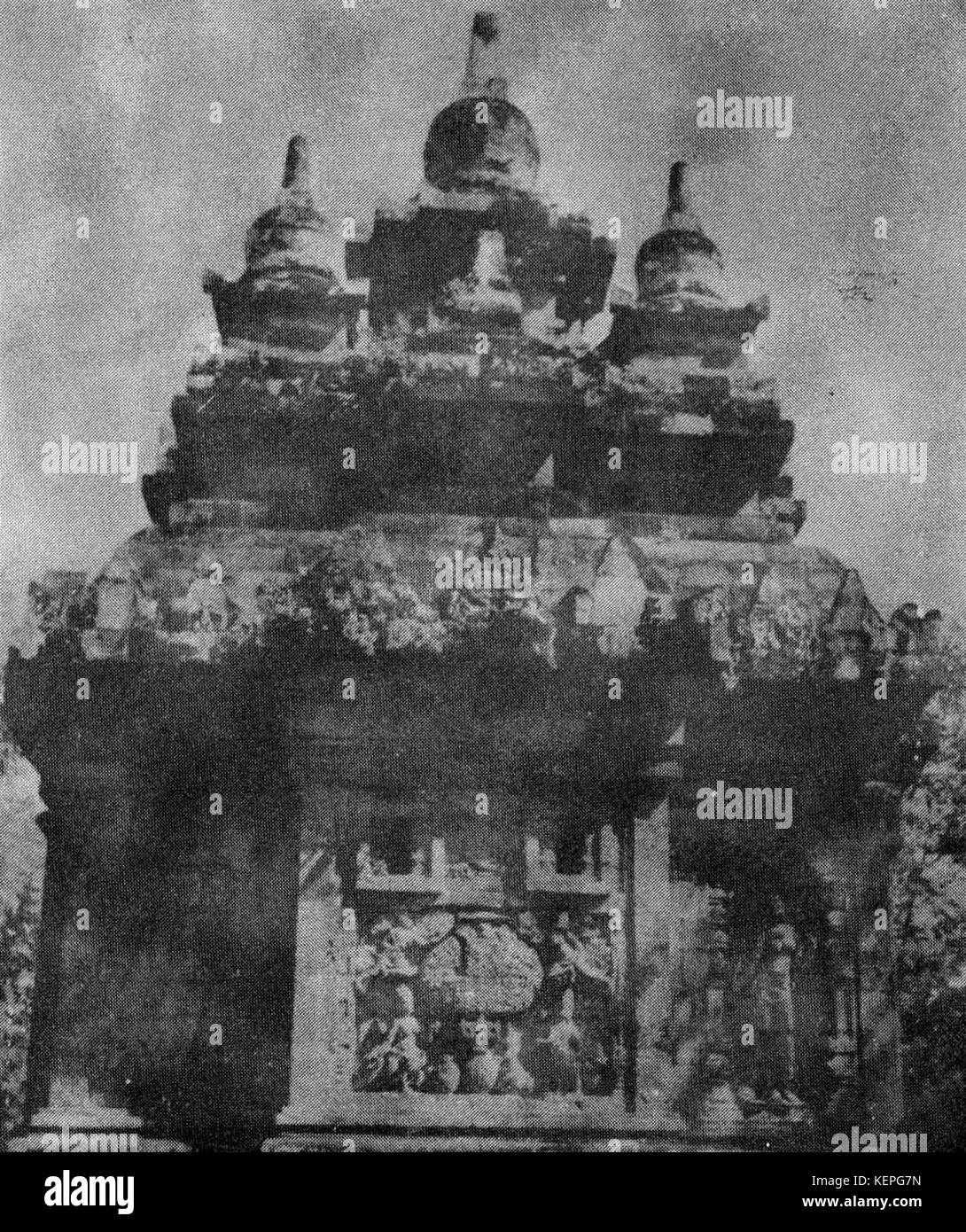 Pawon temple hi-res stock photography and images - Alamy