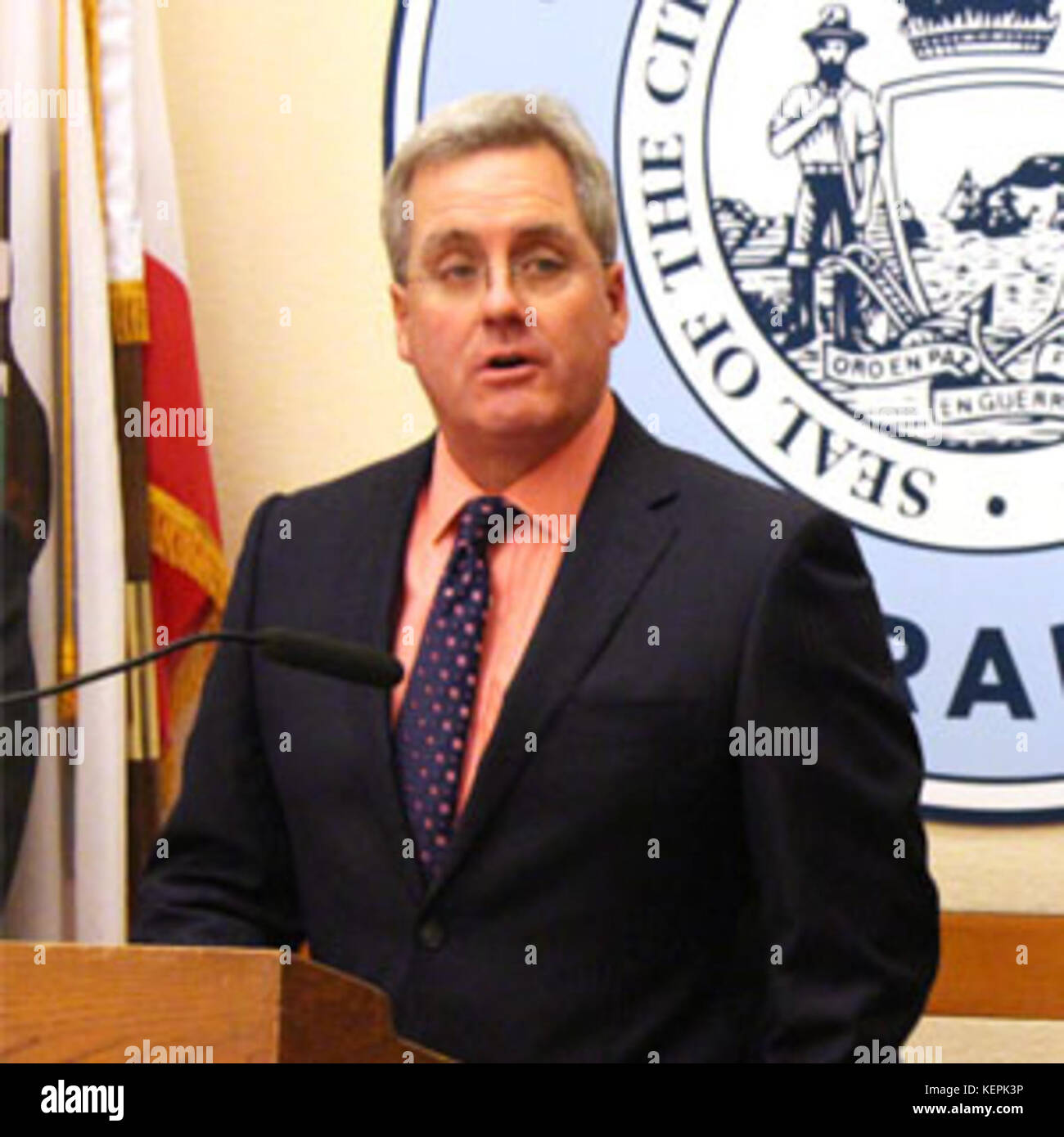 Law dennis hi-res stock photography and images - Alamy