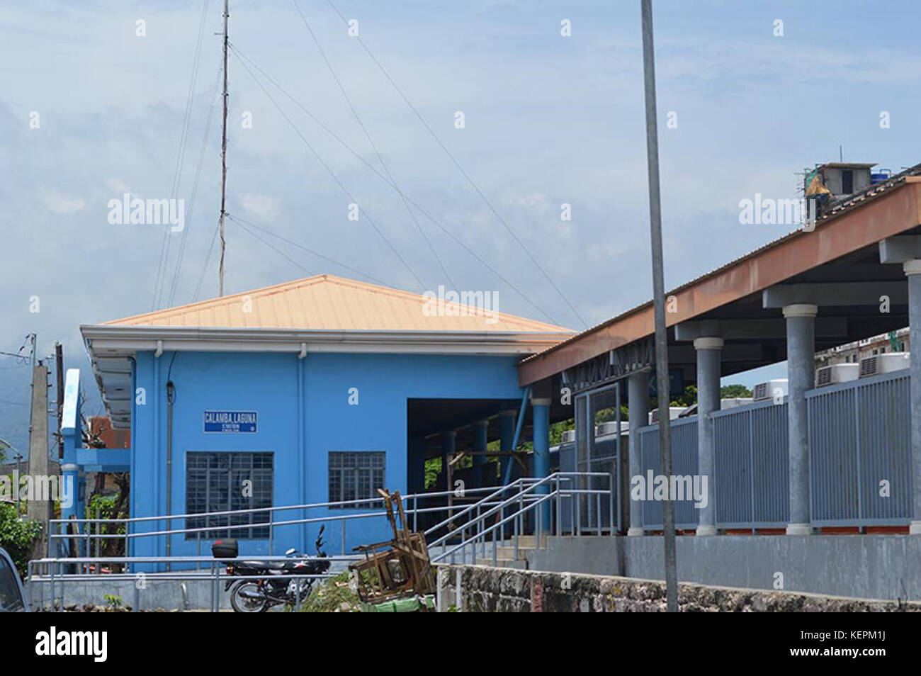 Calamba station exterior (2017 Stock Photo - Alamy