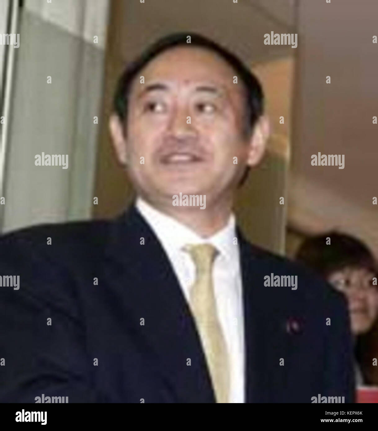 Japanese prime minister yoshihide hi-res stock photography and images - Alamy