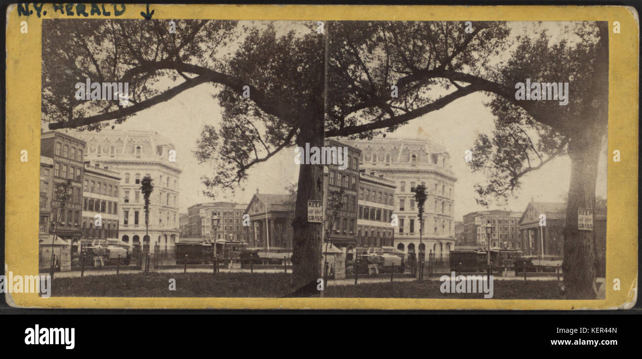 The Herald building, including the Broadway bridge and St.Paul's Church ...