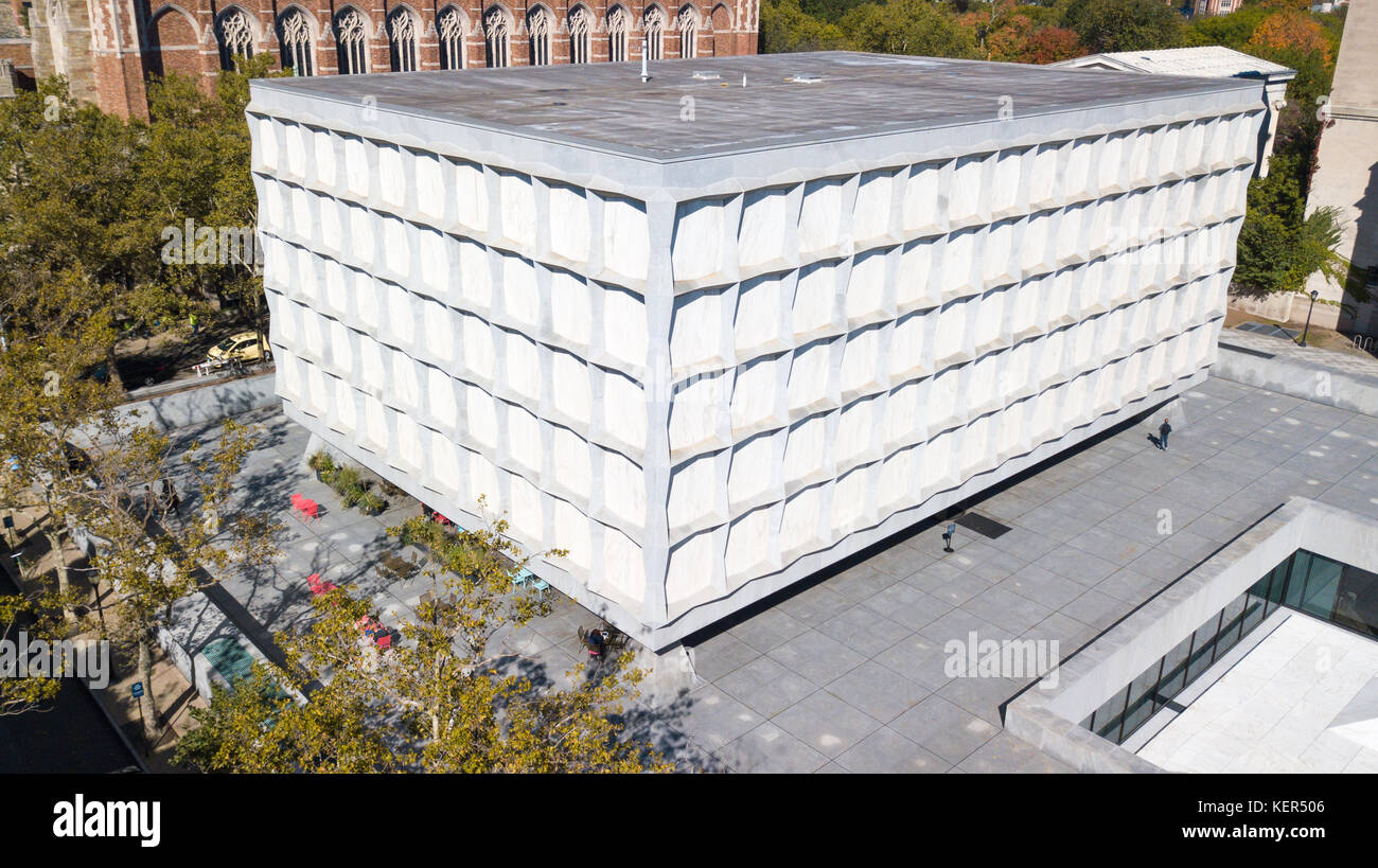 Yale Beinecke Rare Book and Manuscript Library, Yale University Campus ...