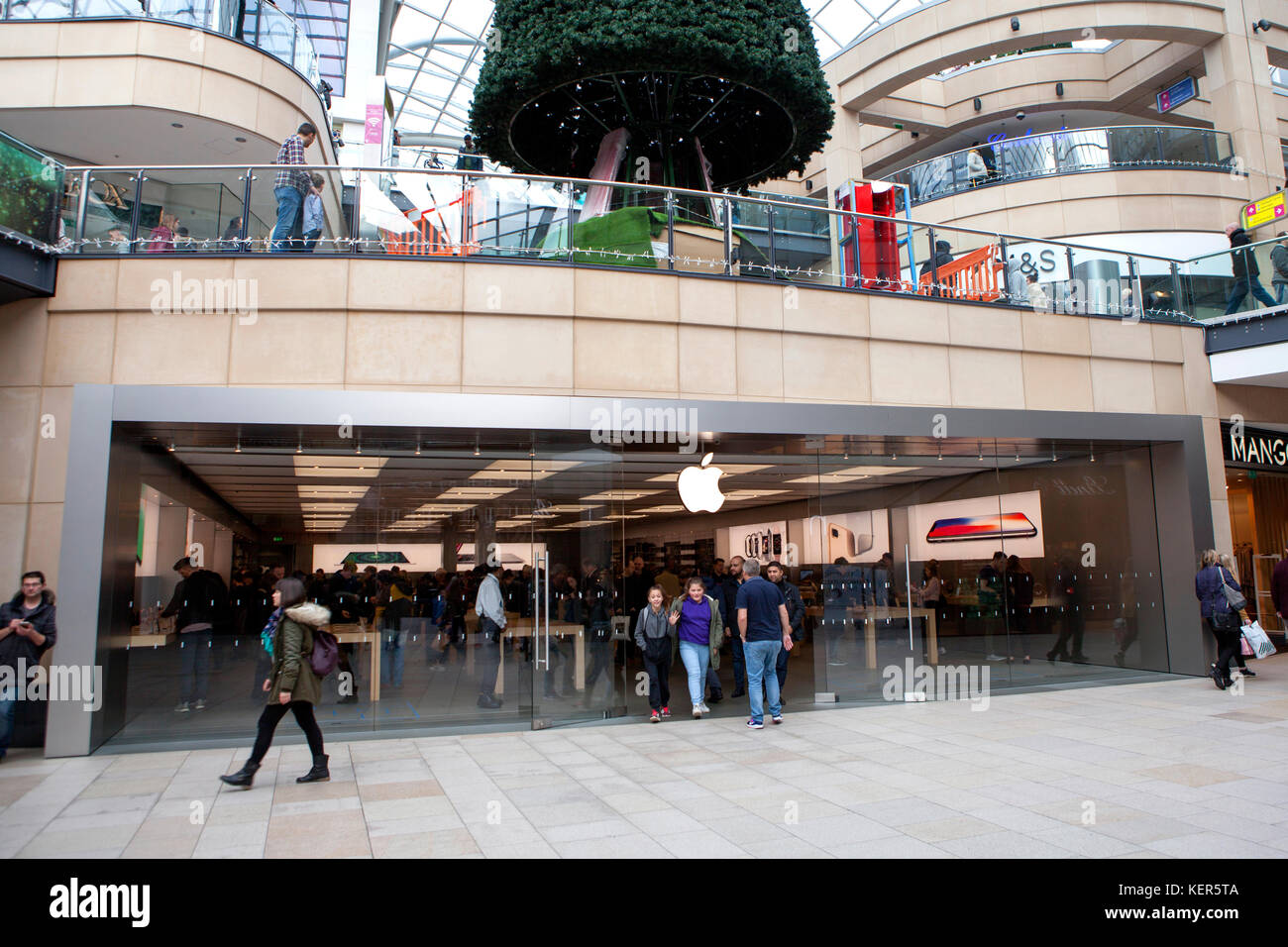 Urban west yorkshire hi-res stock photography and images - Alamy