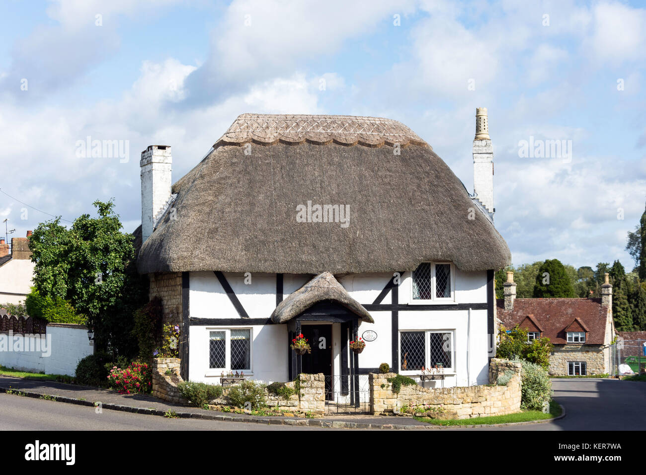 Thatched cottage, Tredington, Warwickshire, England, United Kingdom ...