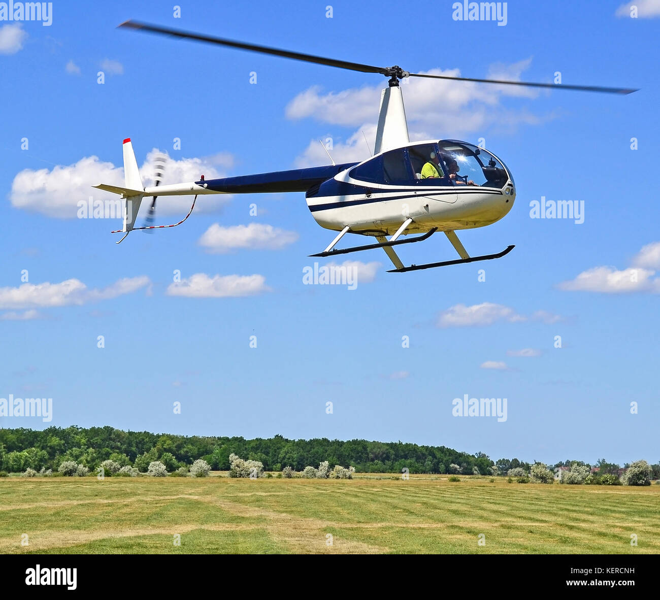Green helicopter taking off hi-res stock photography and images - Alamy