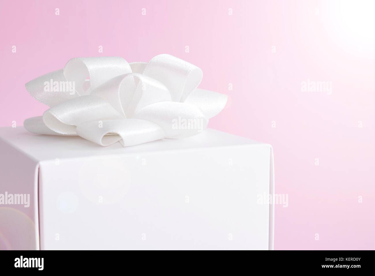 A studio photo of a gift wrapped present Stock Photo - Alamy