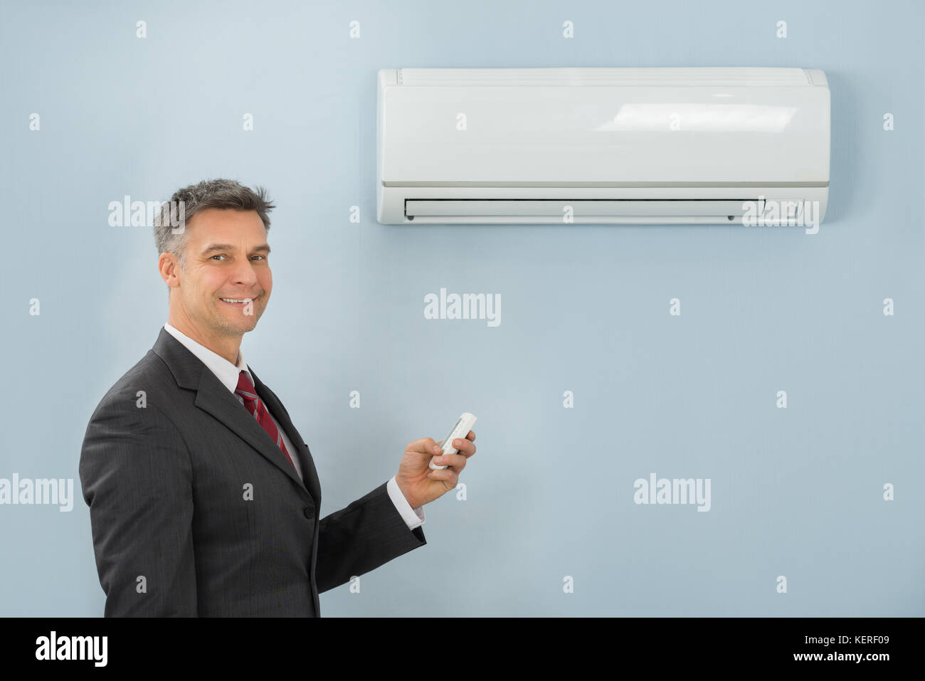 Office temperature control hi-res stock photography and images - Alamy