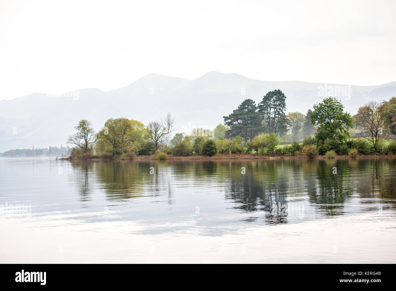 English lake reflections hi-res stock photography and images - Alamy