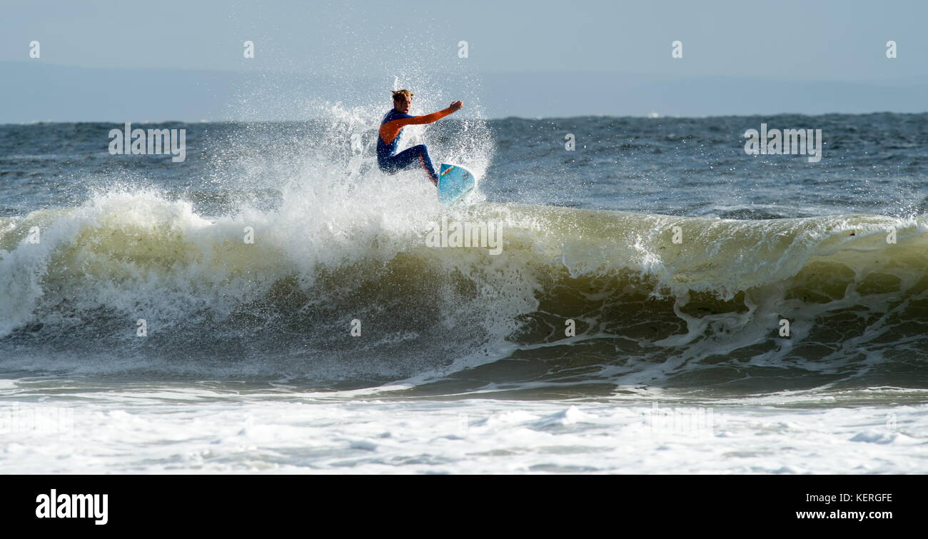Panoramic beach break-surfing the ultimate all round fitness sport ...