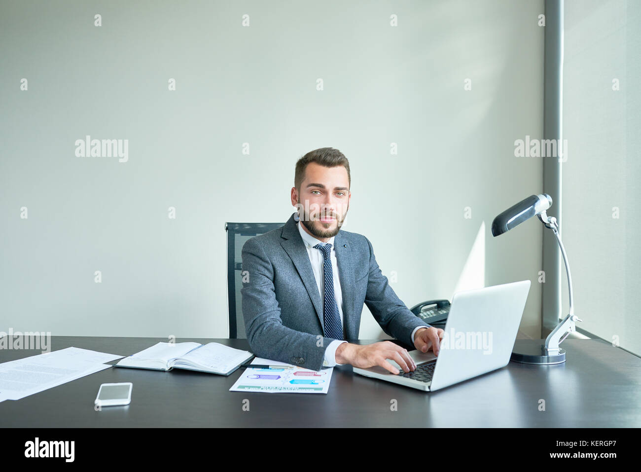Confident manager hi-res stock photography and images - Alamy