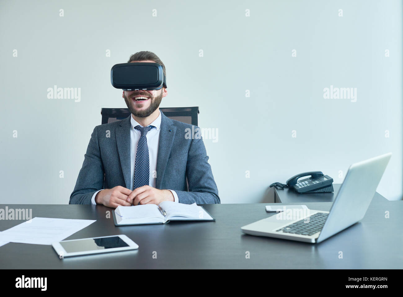 Using VR Headset at Office Stock Photo - Alamy