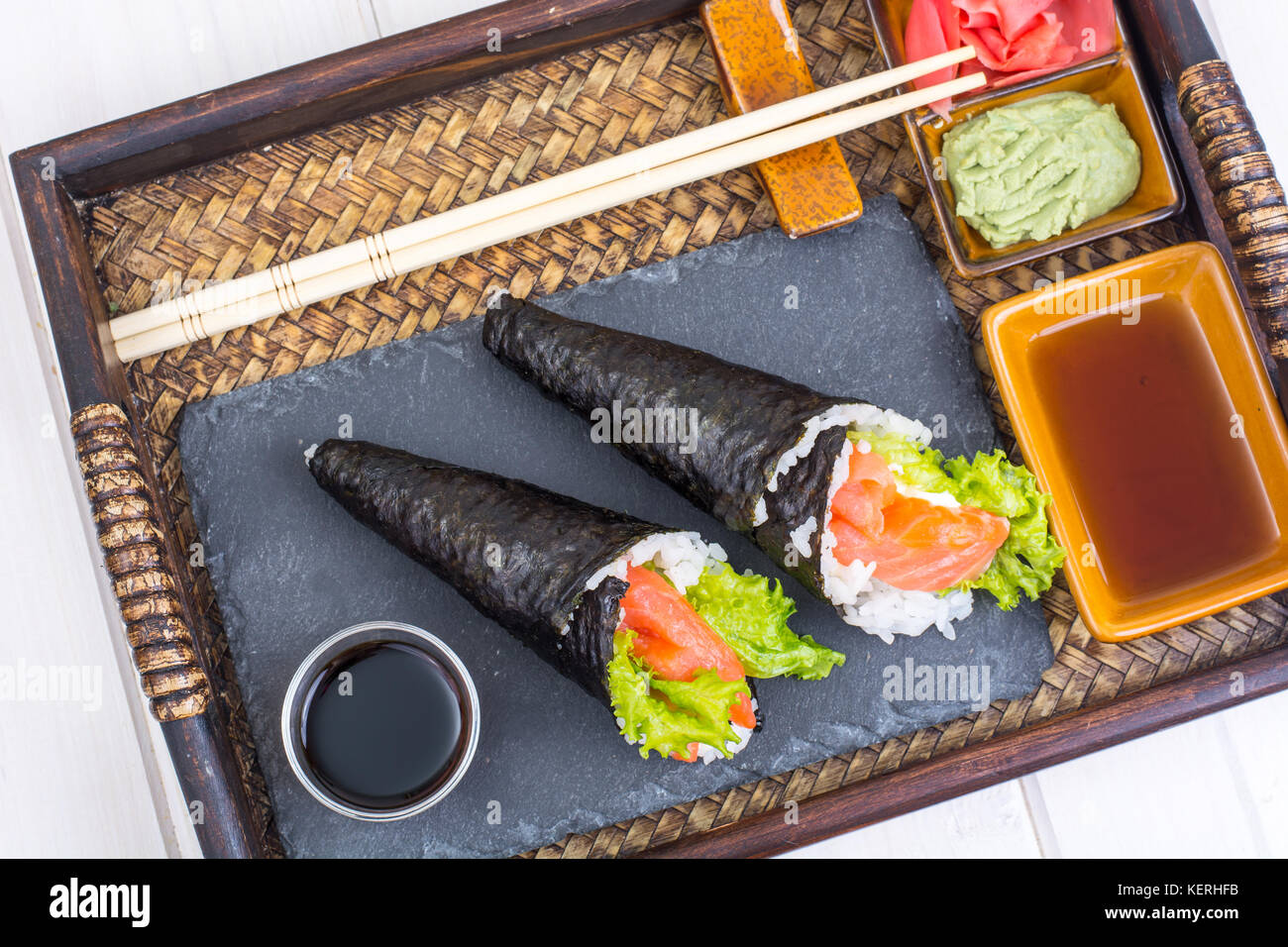 Temaki salmon hi-res stock photography and images - Alamy