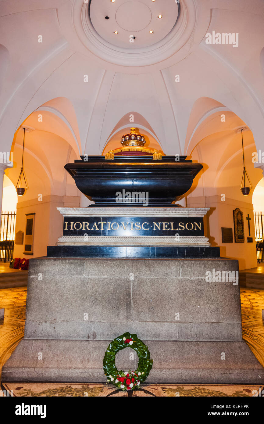 Nelsons tomb hi-res stock photography and images - Alamy