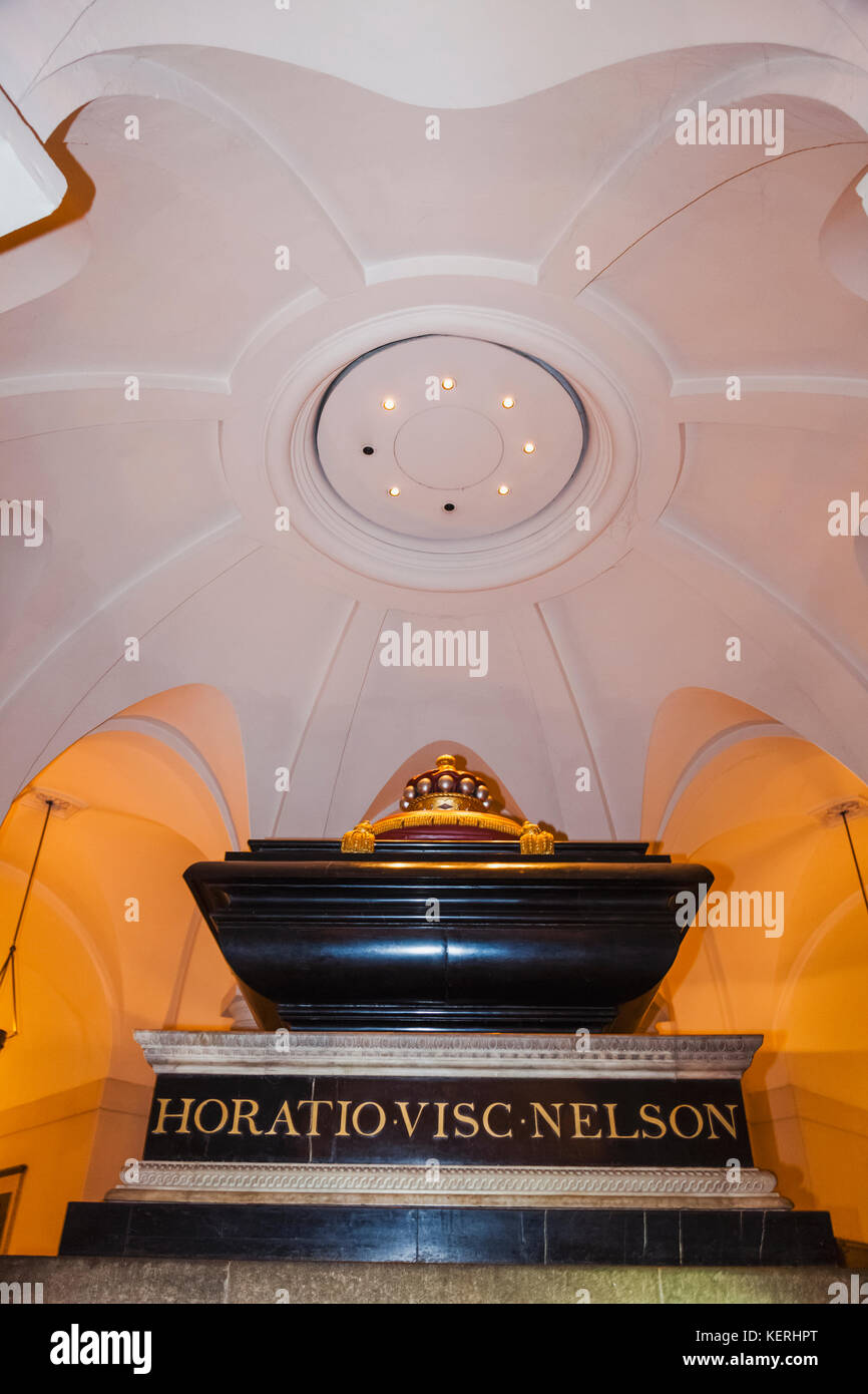England, London, St.Paul's Cathedral, The Crypt, Nelson's Tomb Stock ...