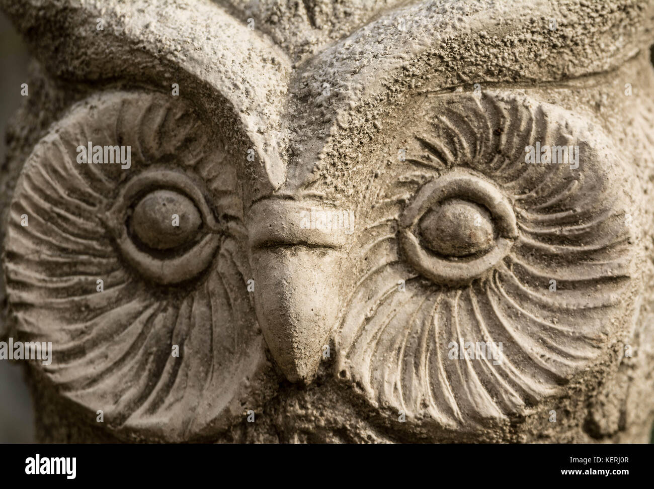 Stone carving of owl Stock Photo - Alamy