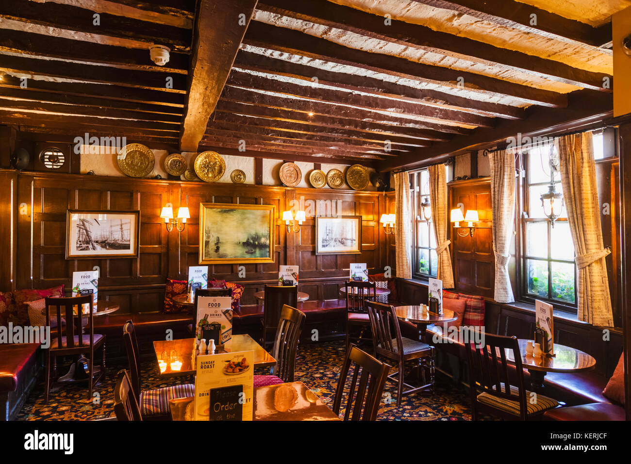 England, London, Wapping, The Prospect of Whitby Riverside Pub Stock ...