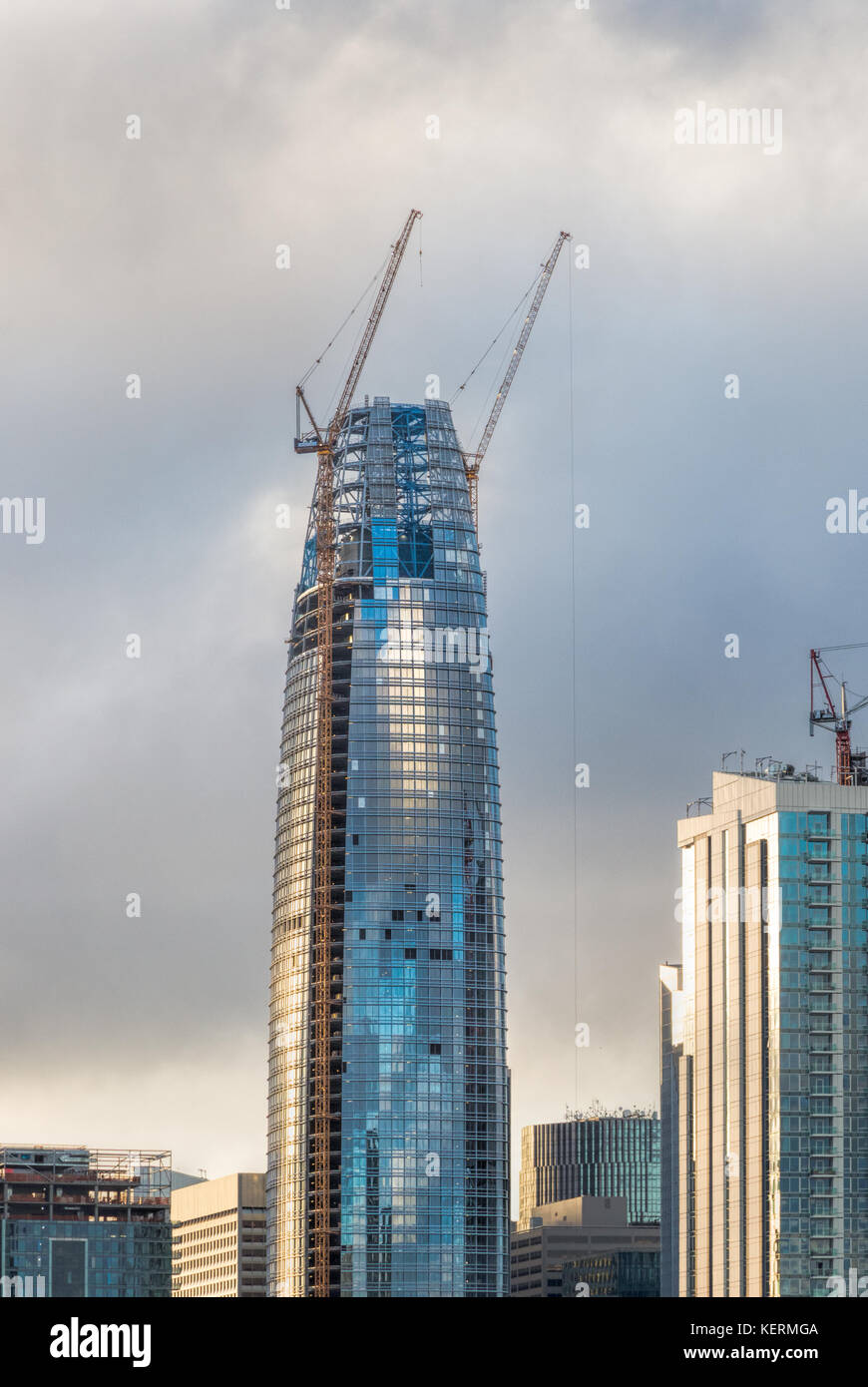 The Salesforce Tower will be the tallest building west of the ...