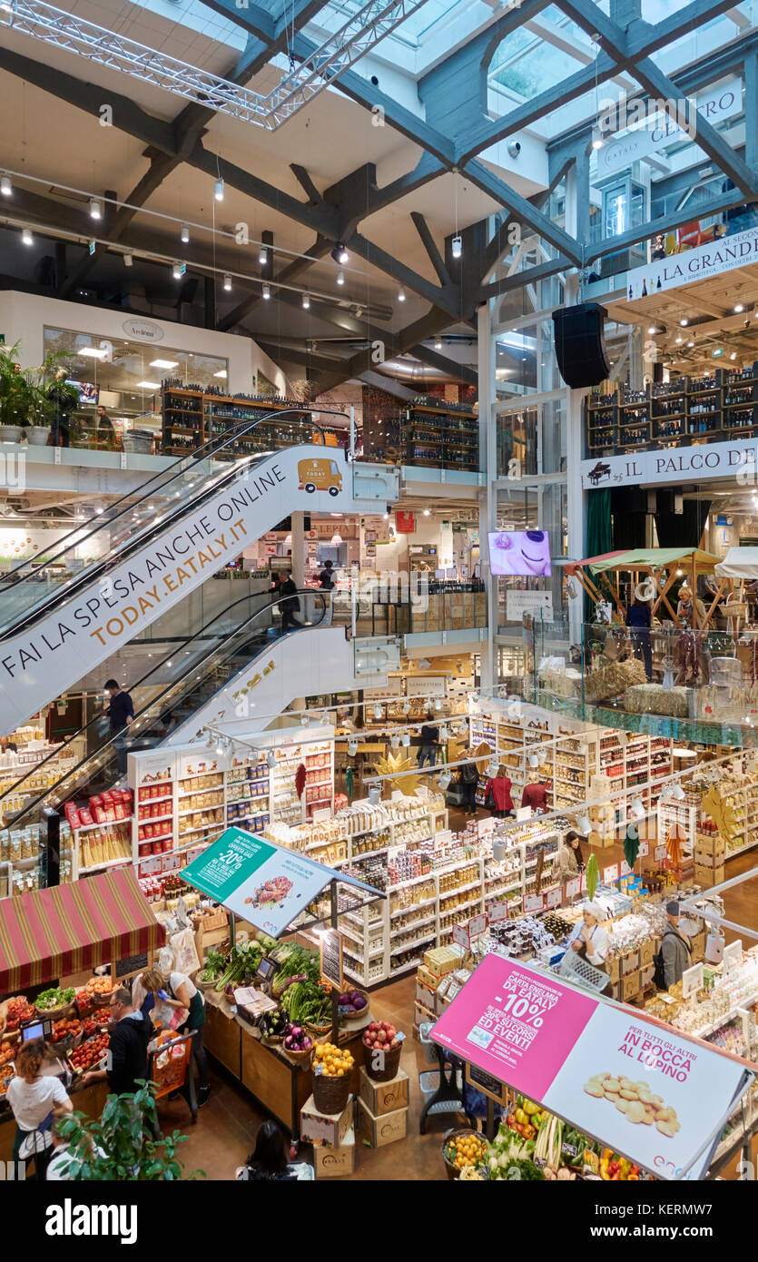 Eataly food store in Milano, Piazza 25 Aprile, Italy Stock Photo - Alamy