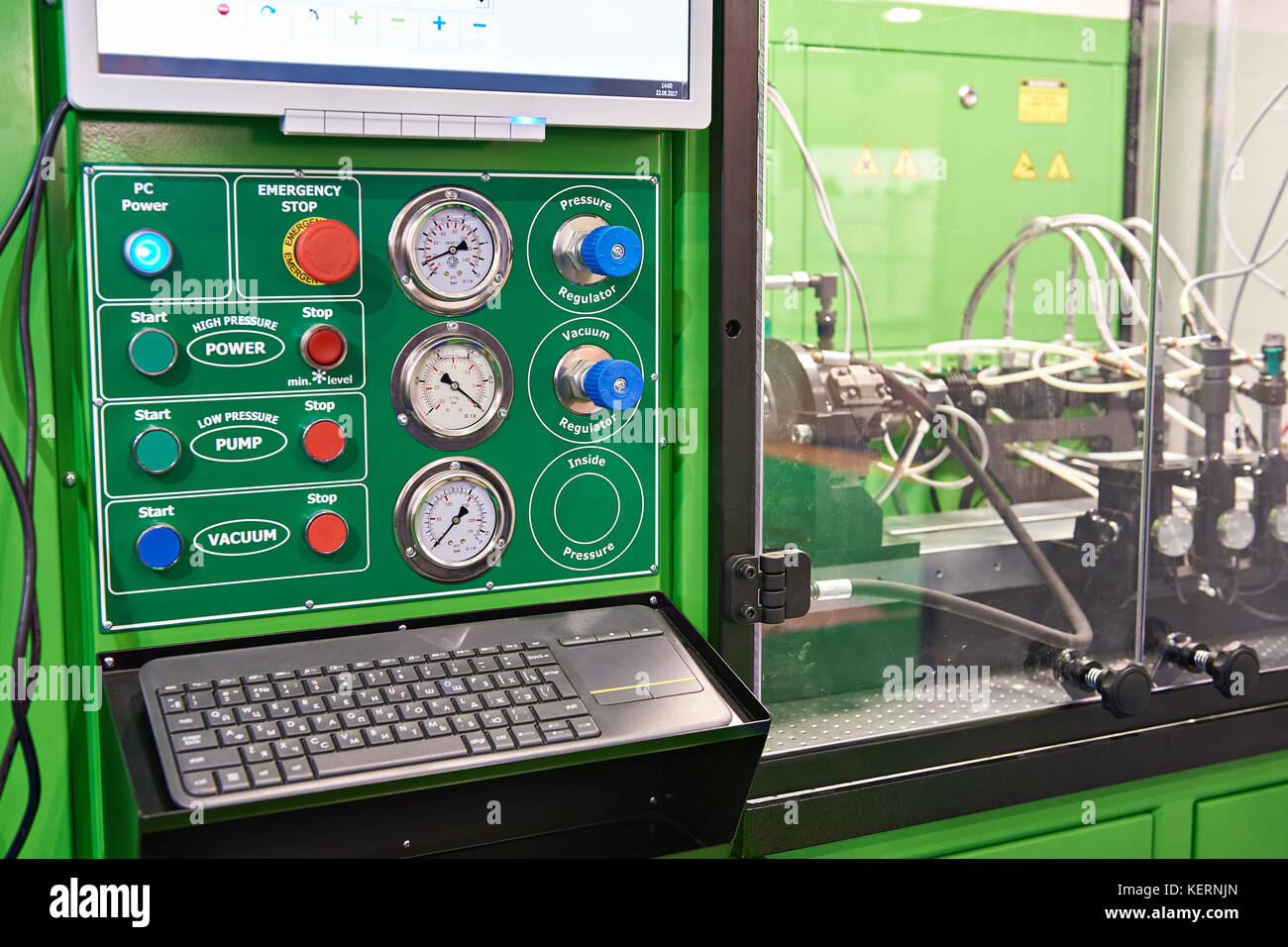 Car fuel injection system hi-res stock photography and images - Alamy