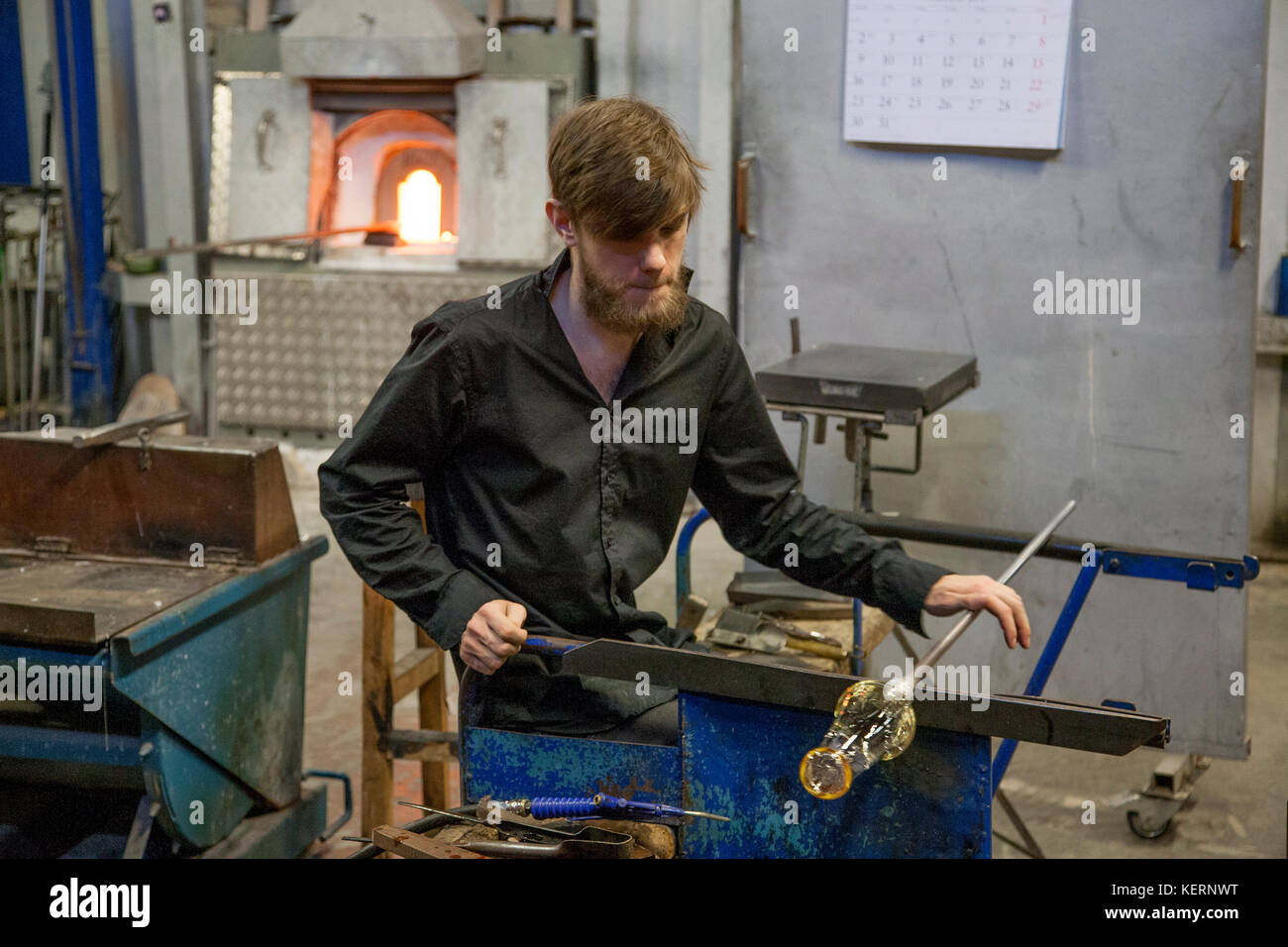 Glass handicraft hi-res stock photography and images - Alamy
